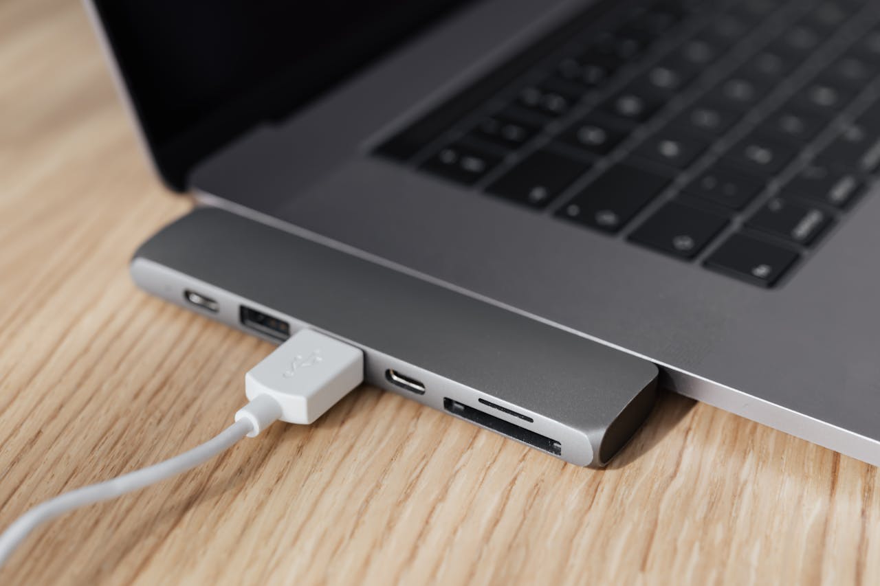 Highwings Official Website - Premium HDMI Cables